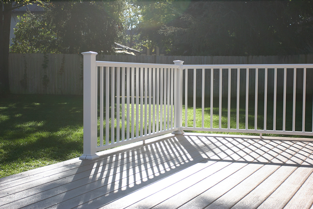 RDI Titan Pro Vinyl Railing Level Installation Instructions - U.S. LUMBER