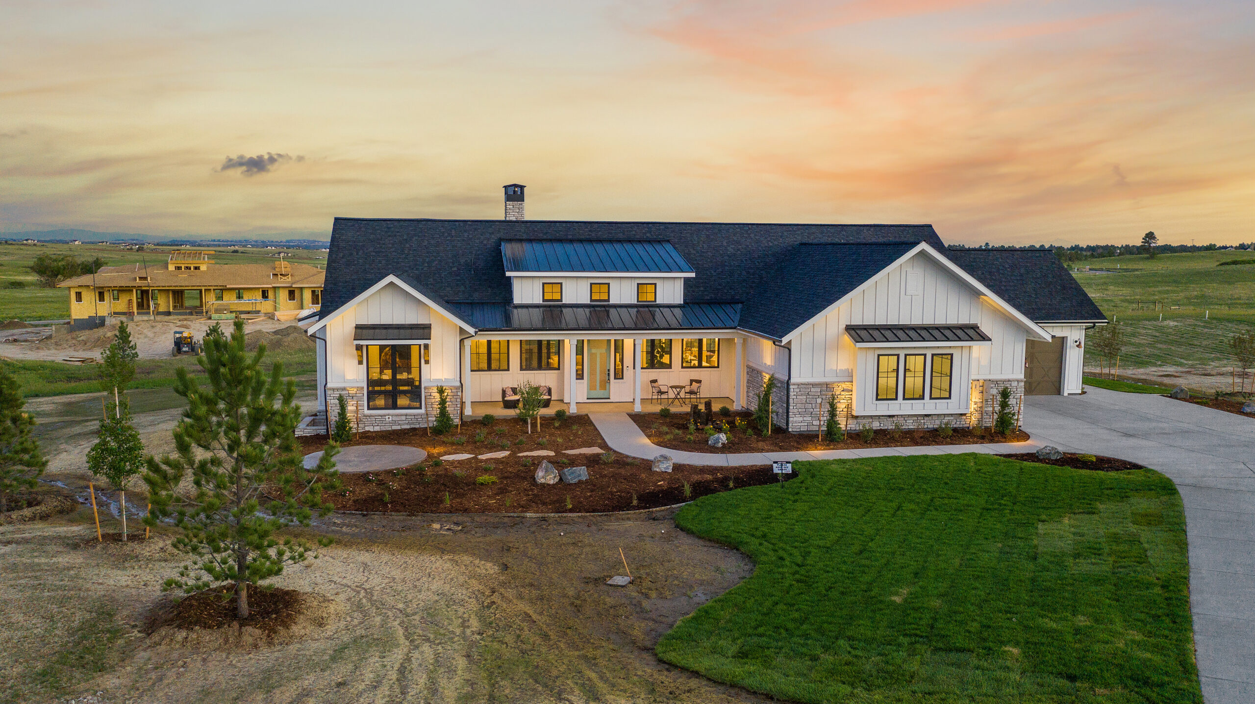 LP ExpertFinish Prefinished Benefits - U.S. LUMBER